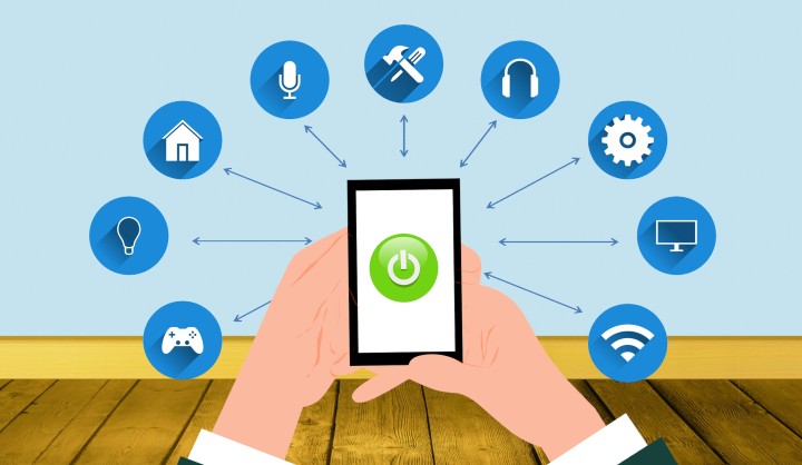 Using Smart Tech to Decrease the Energy Costs of Your Home | Design ...